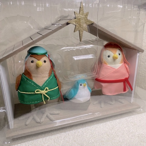 Target | Holiday | Nwt Target Wondershop Festive Bird Nativity Set ...